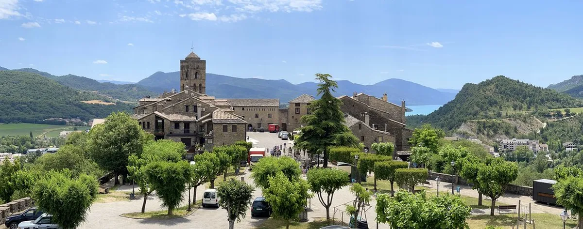 Aínsa, Spain: Complete 2026 Travel Guide to the Pyrenees' Medieval Jewel