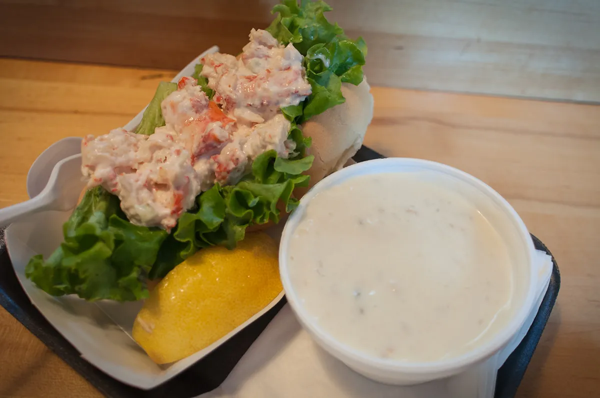 13 Best Boston Clam Chowder and Lobster Roll Spots (2026)