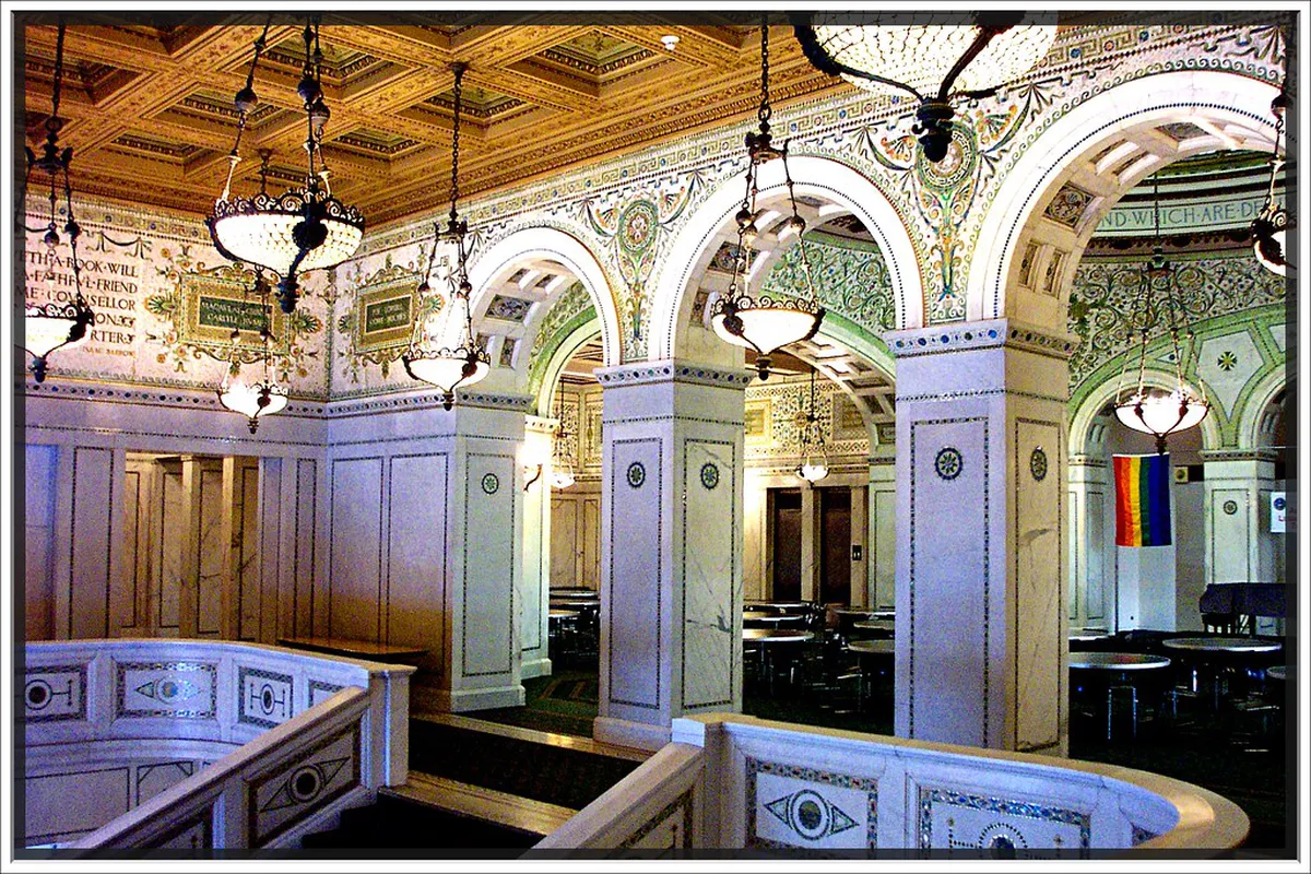Chicago Tourist Attractions: 25 Iconic Sights, Hidden Gems & Local Tips ...