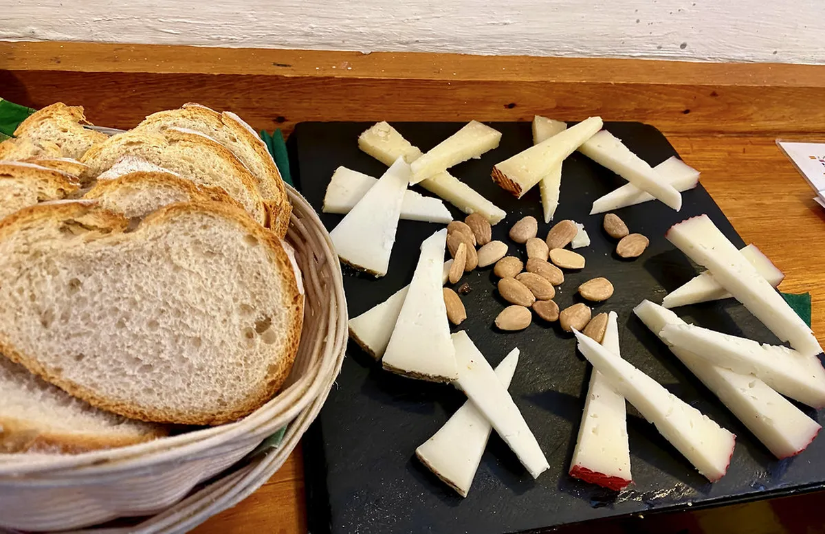 10 Best Málaga Food Tours & Tapas Experiences for 2026